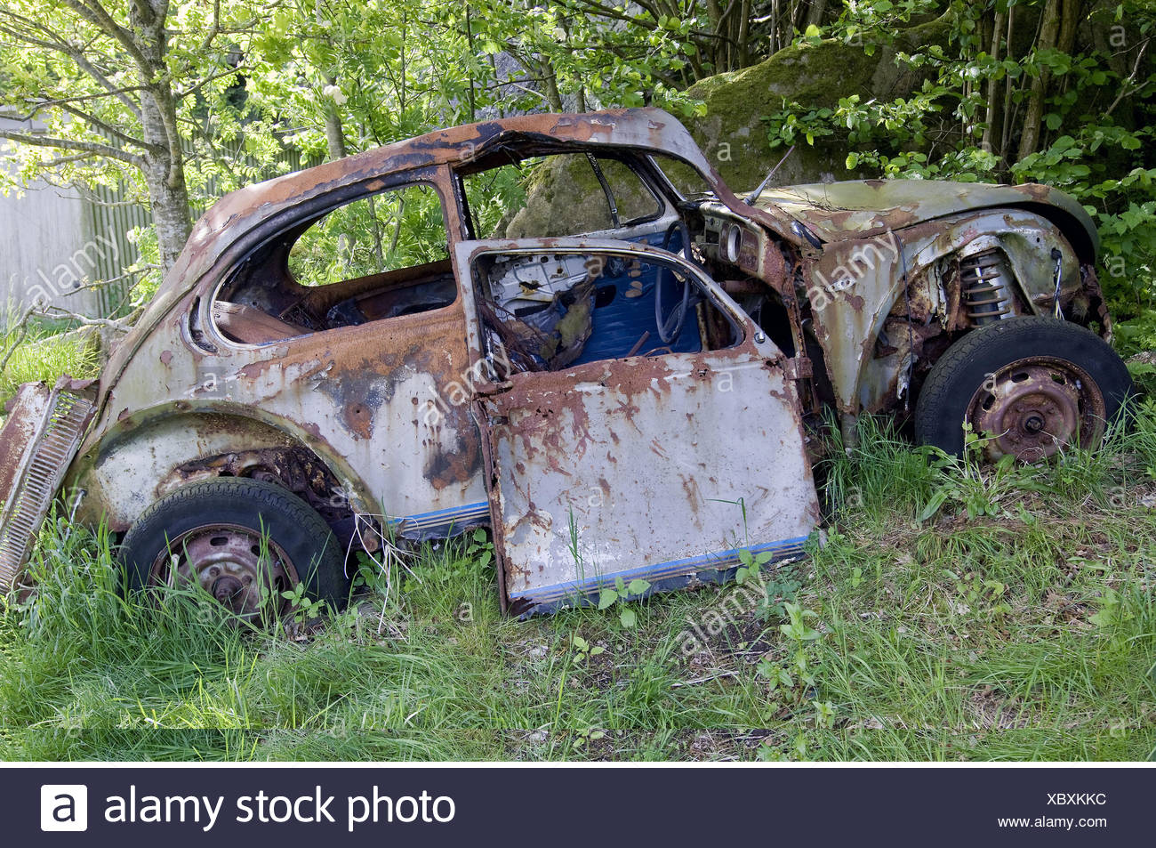 Volkswagen Damage Stock Photos & Volkswagen Damage Stock Images - Alamy