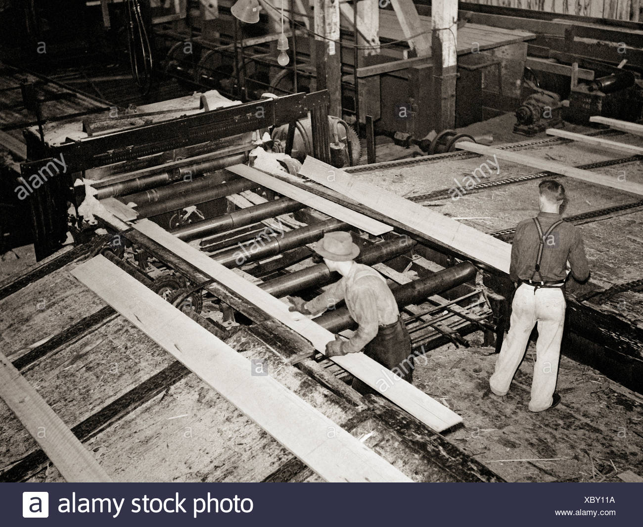 Sawmill Workers High Resolution Stock Photography and Images - Alamy