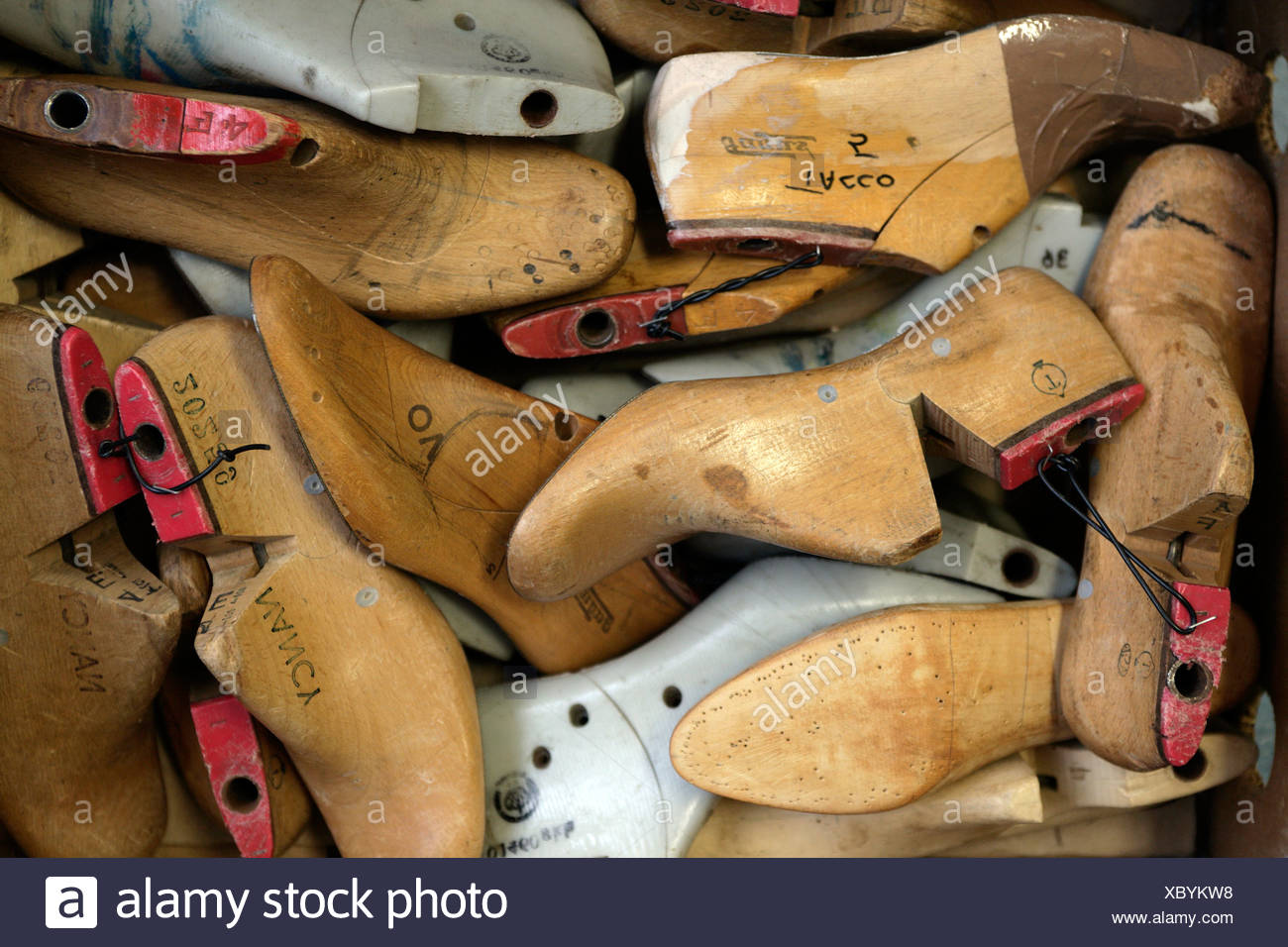 Moulds Stock Photos & Moulds Stock Images - Alamy
