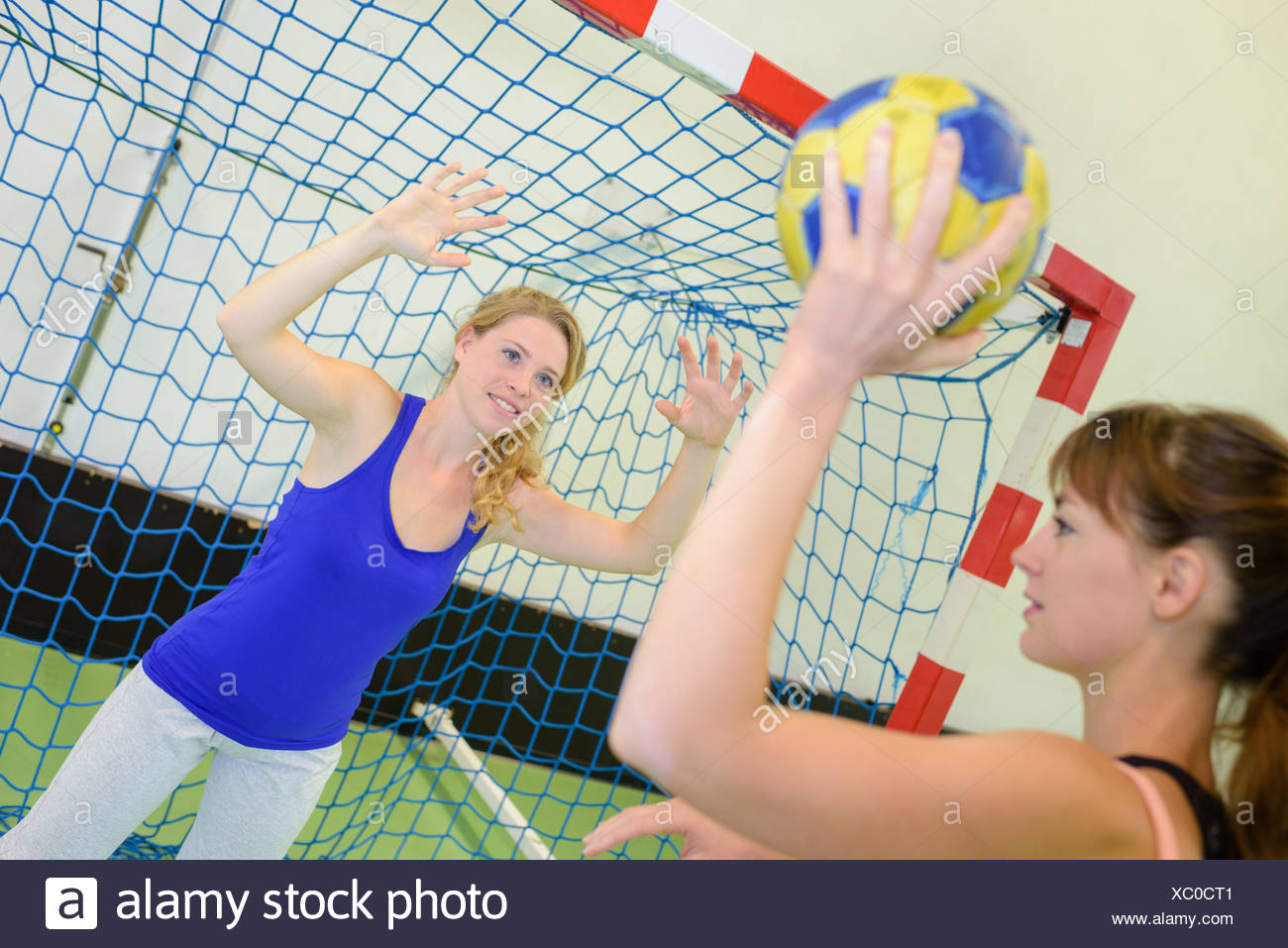 Women Handball High Resolution Stock Photography and Images - Alamy
