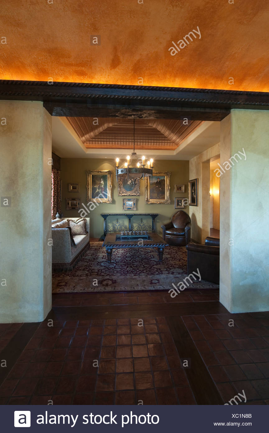 Paint Effect Walls And Interior High Resolution Stock Photography and ...