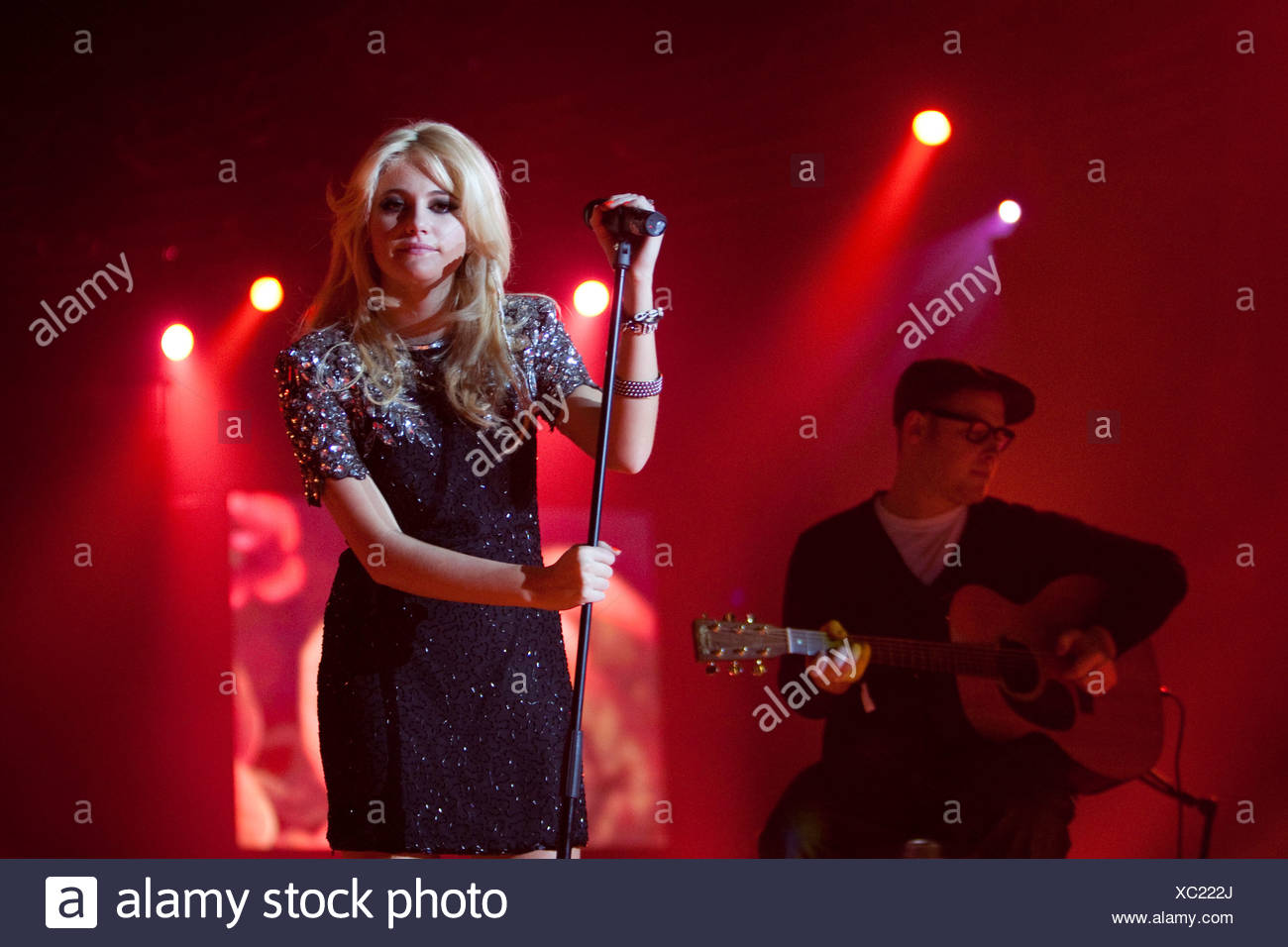 Pixie Lott Stock Photos & Pixie Lott Stock Images - Alamy