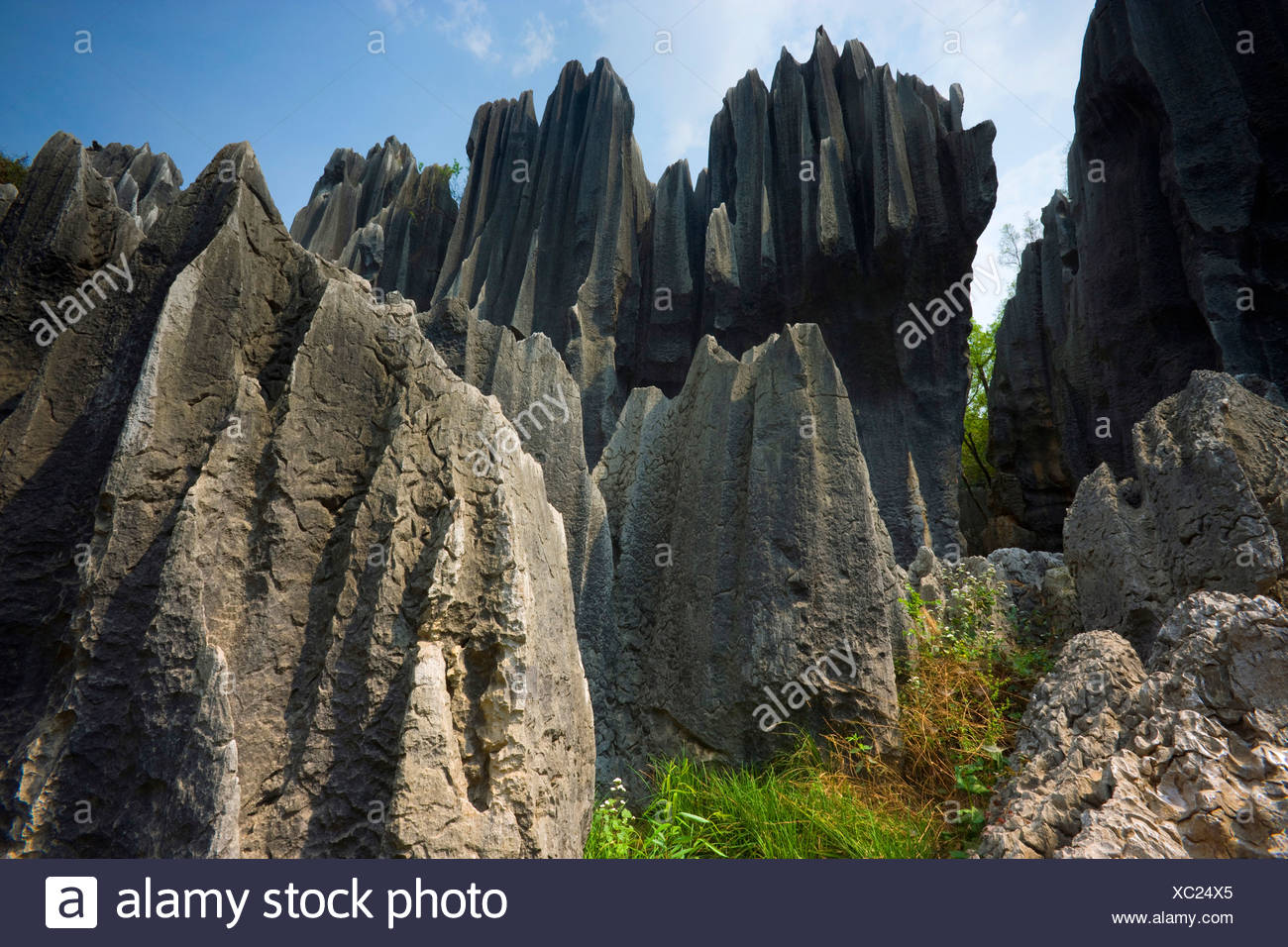 Karst Formations High Resolution Stock Photography and Images - Alamy