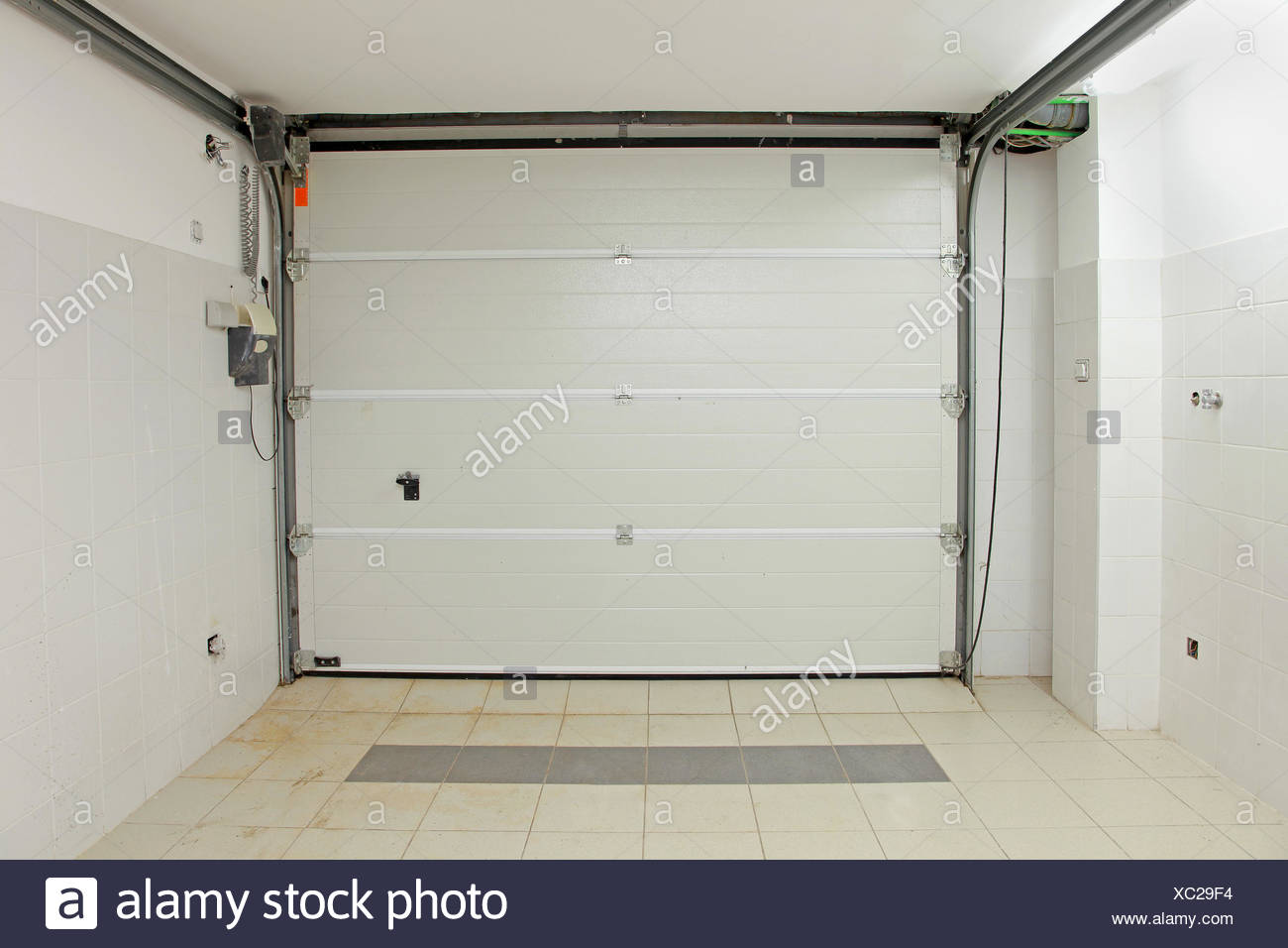 Empty Garage Closed High Resolution Stock Photography and Images - Alamy
