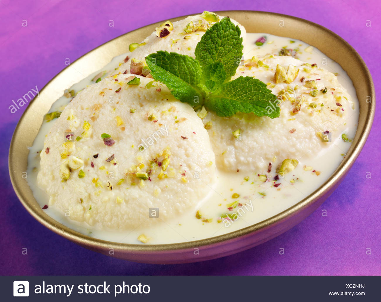 Rasmalai Stock Photos & Rasmalai Stock Images - Alamy