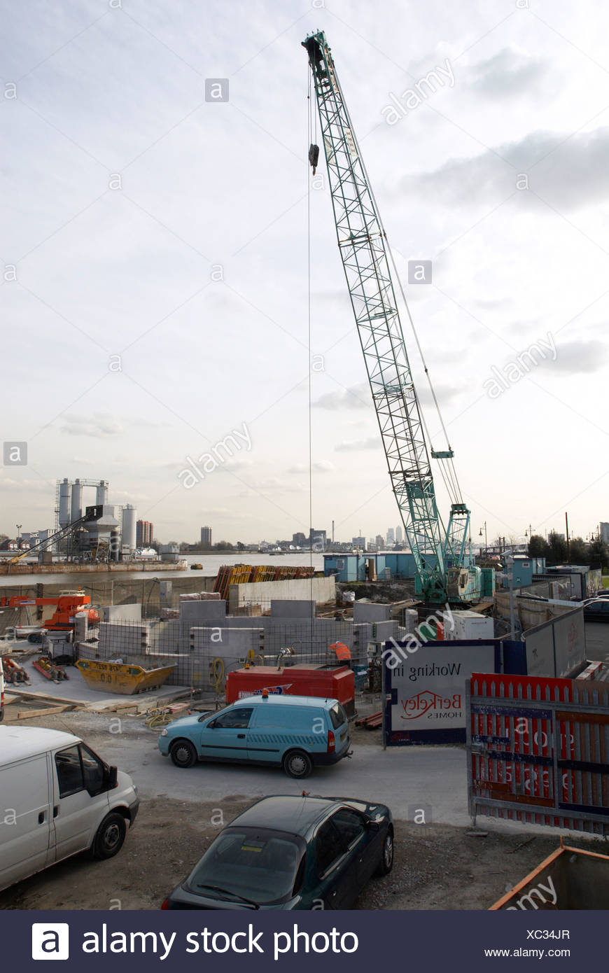 Woolwich Arsenal Station Stock Photos & Woolwich Arsenal Station Stock ...