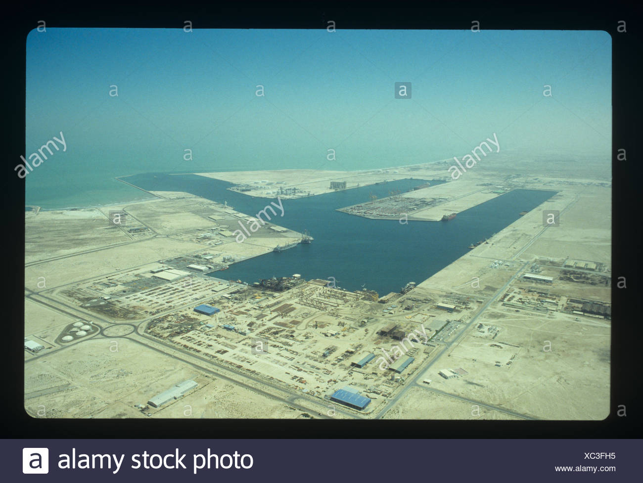 Jebel Ali Port High Resolution Stock Photography and Images - Alamy