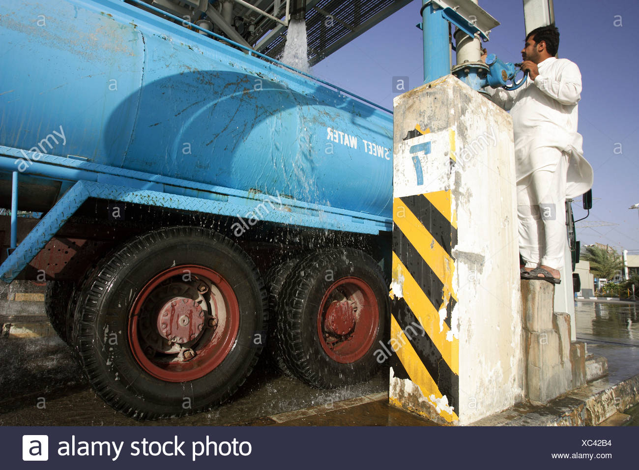 Lorry Container High Resolution Stock Photography and Images - Alamy