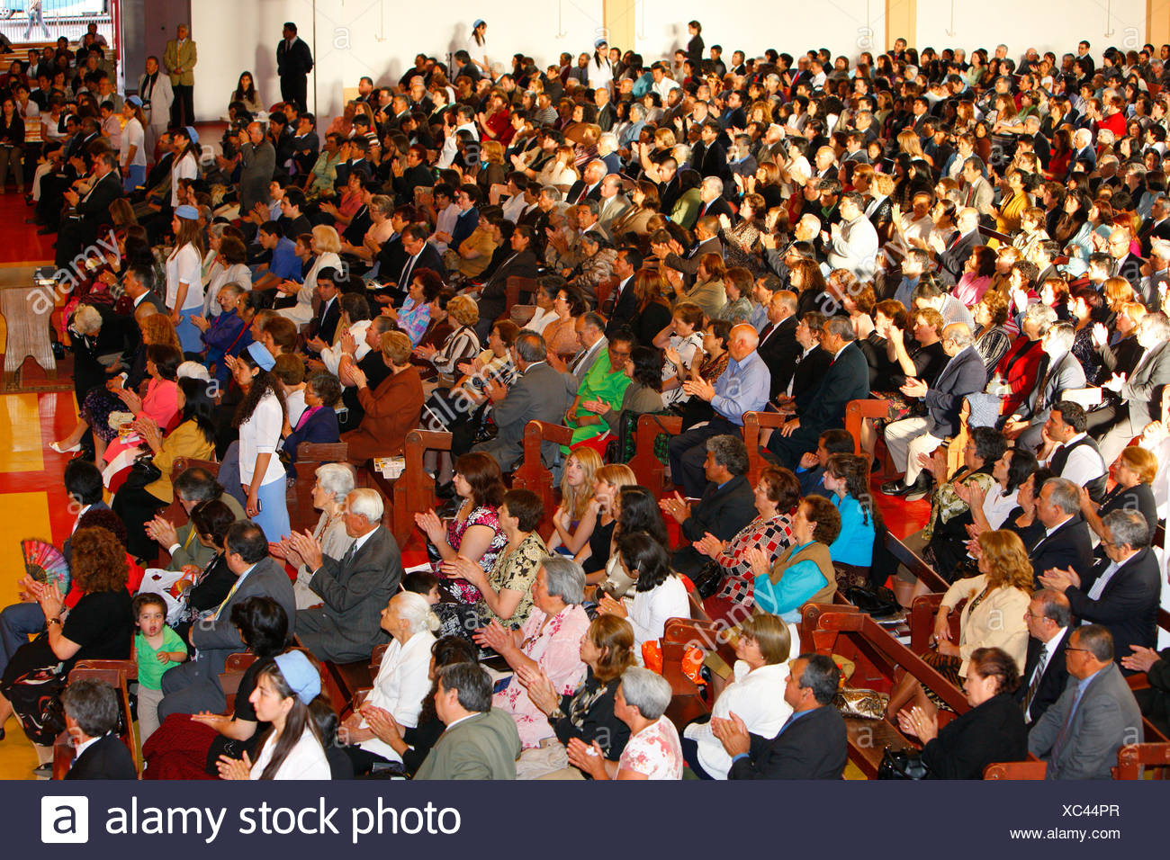 Pentecostal Worship Stock Photos & Pentecostal Worship Stock Images - Alamy