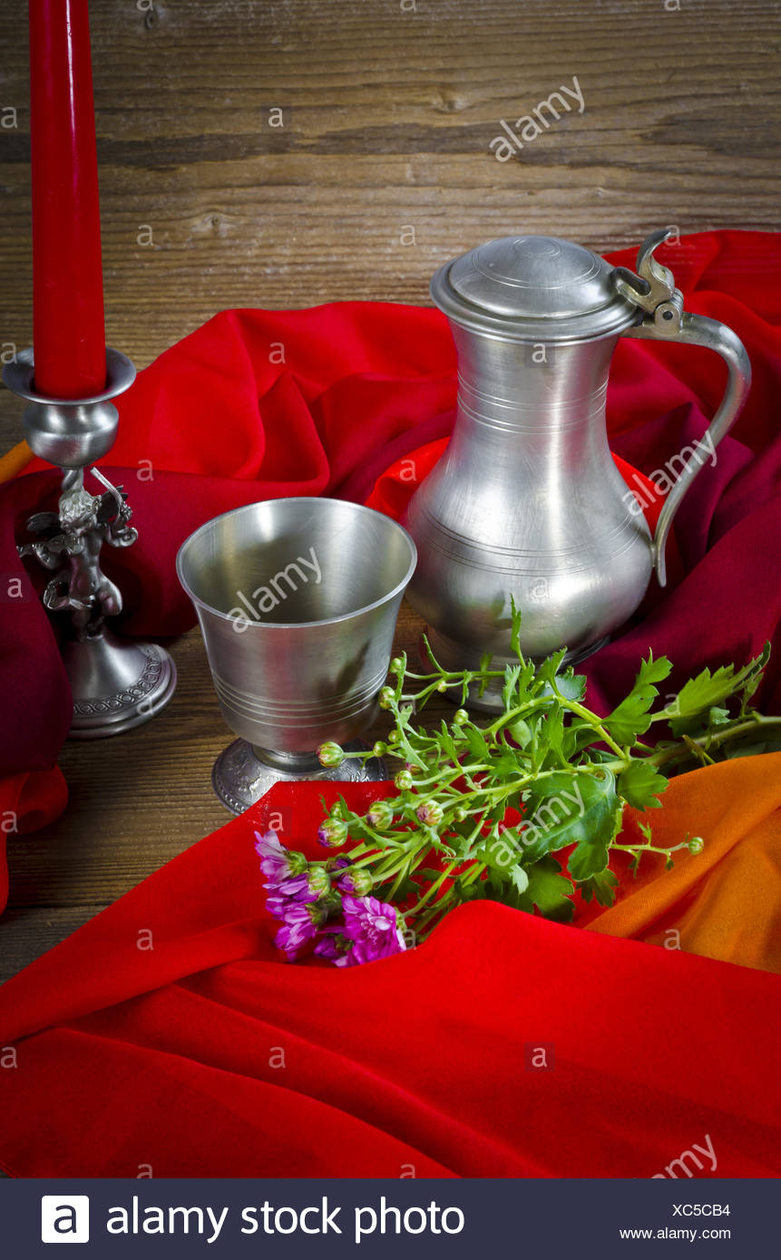 Pewter Pot High Resolution Stock Photography and Images - Alamy