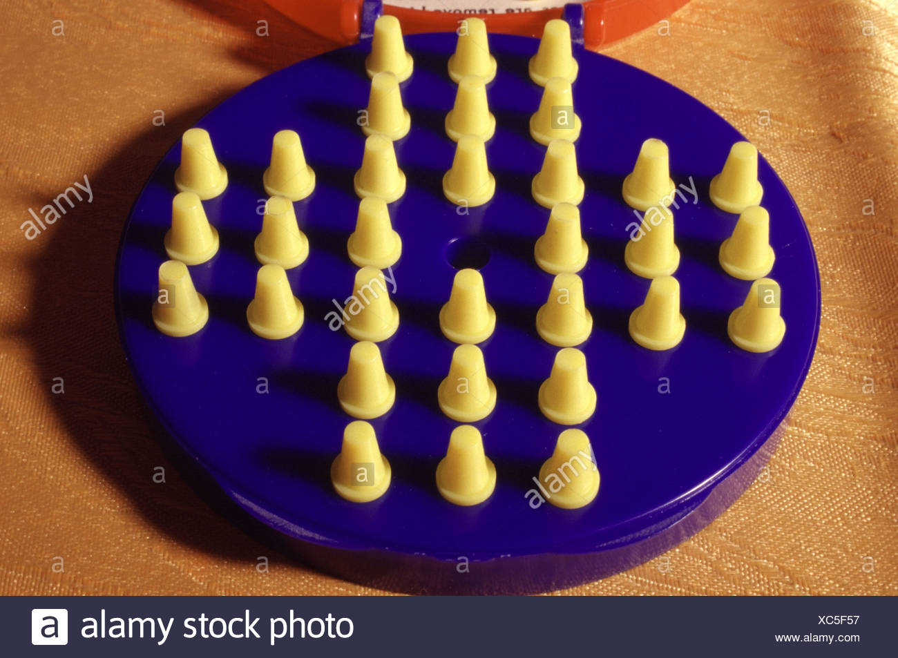 Solitaire Stock Photos & Solitaire Stock Images - Alamy