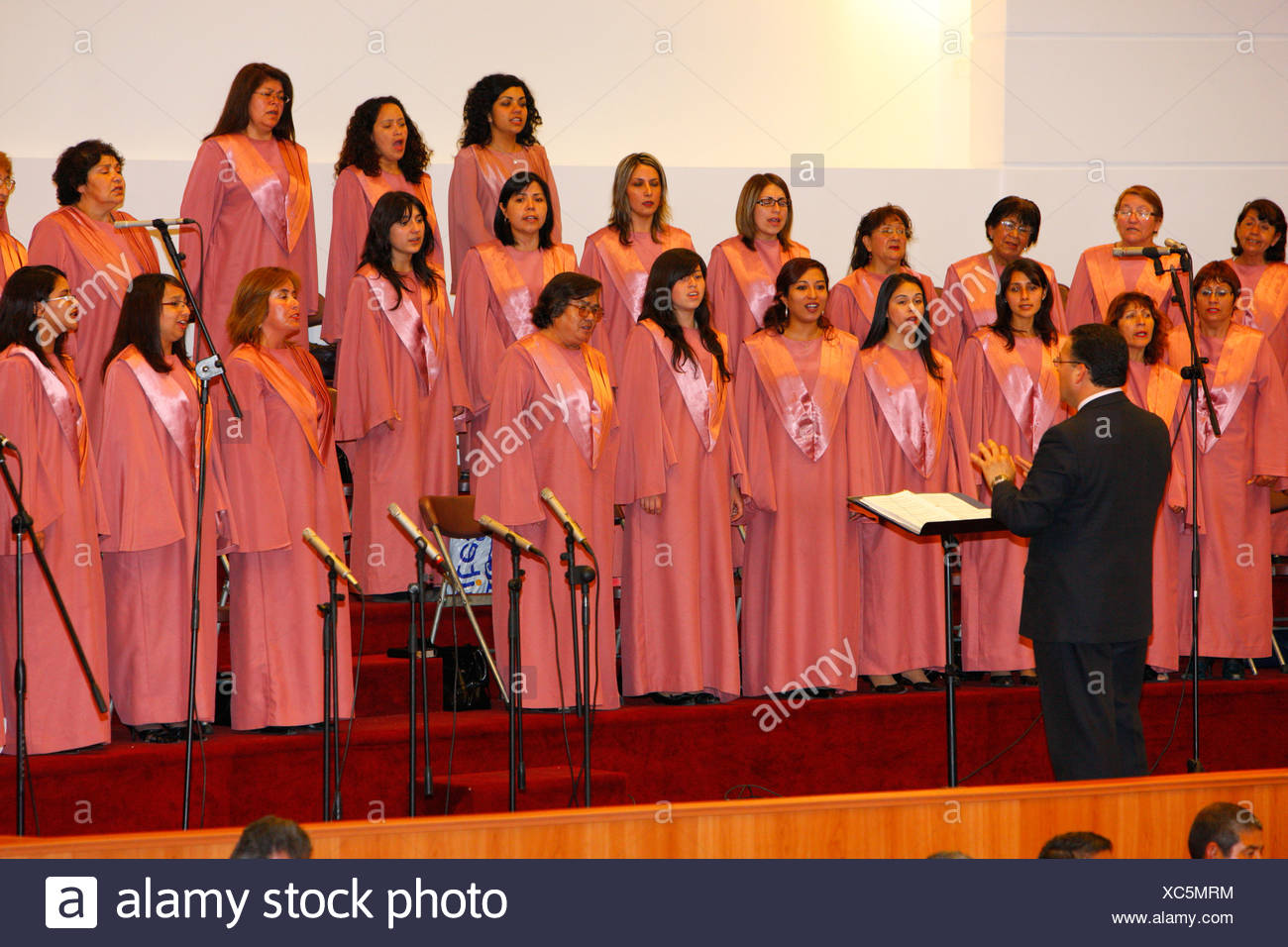 Gospel Choir High Resolution Stock Photography and Images - Alamy