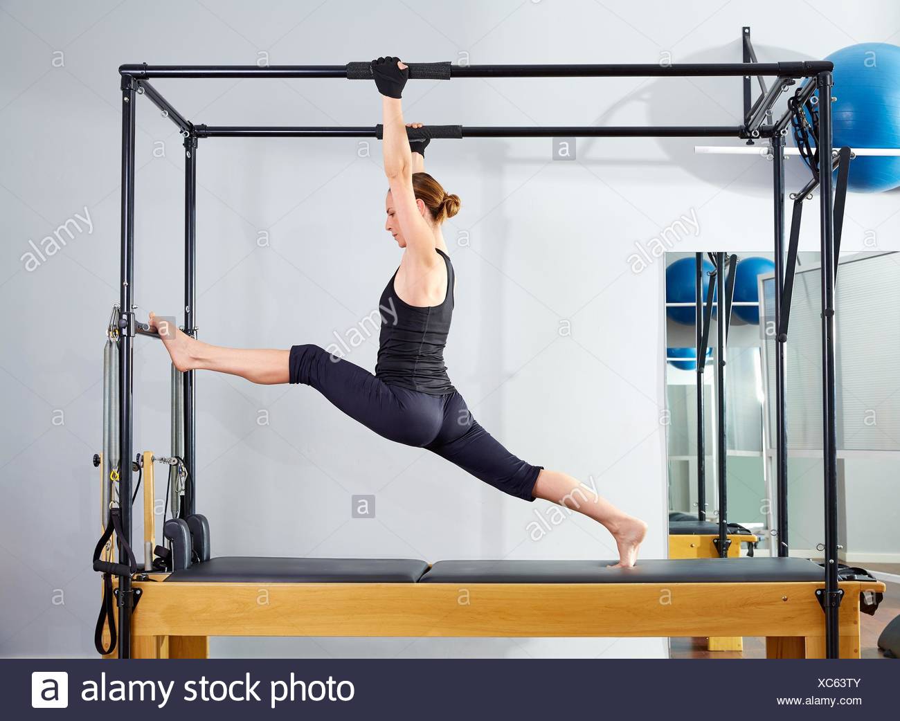 Legs Split Stock Photos & Legs Split Stock Images - Alamy