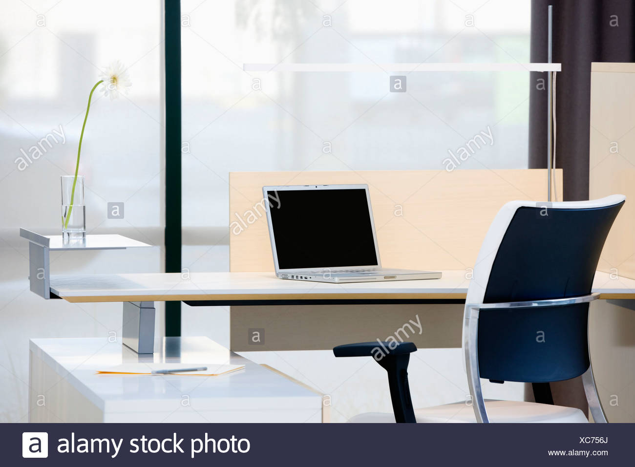 Empty Desk Chair Laptop Stock Photos & Empty Desk Chair Laptop Stock ...