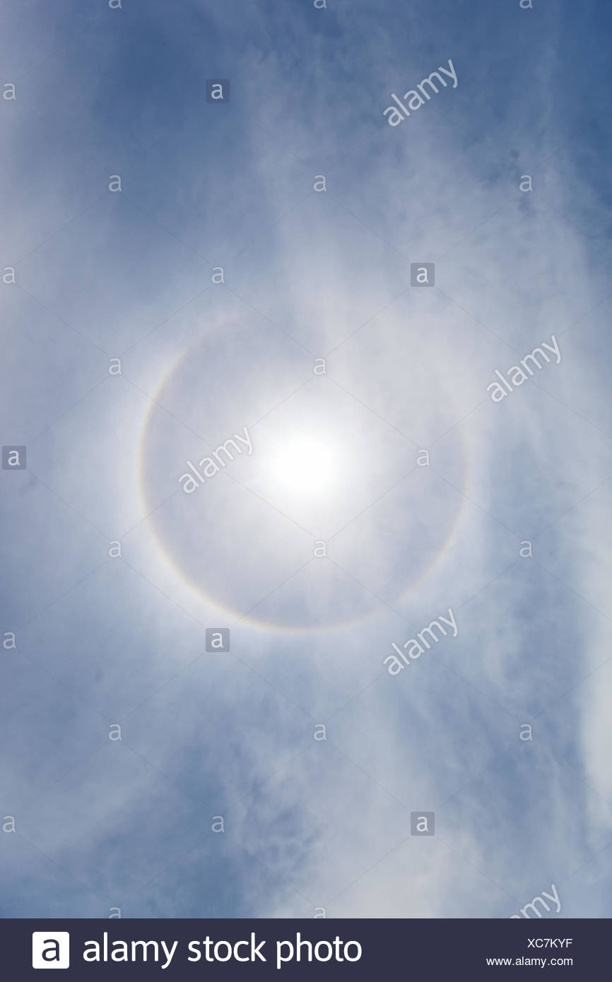 Optical Refraction High Resolution Stock Photography and Images - Alamy