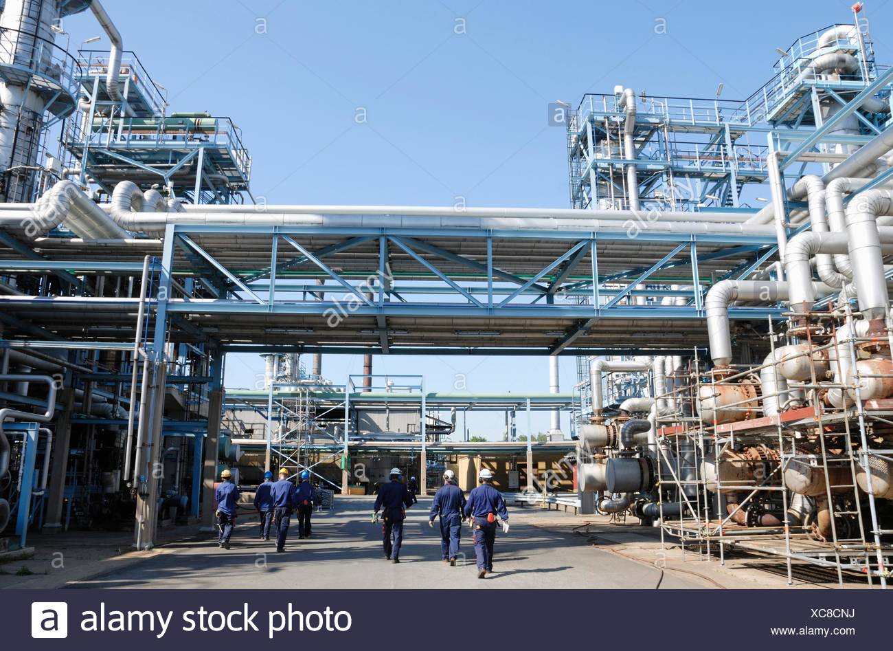 Oil And Gas Workers High Resolution Stock Photography and Images - Alamy