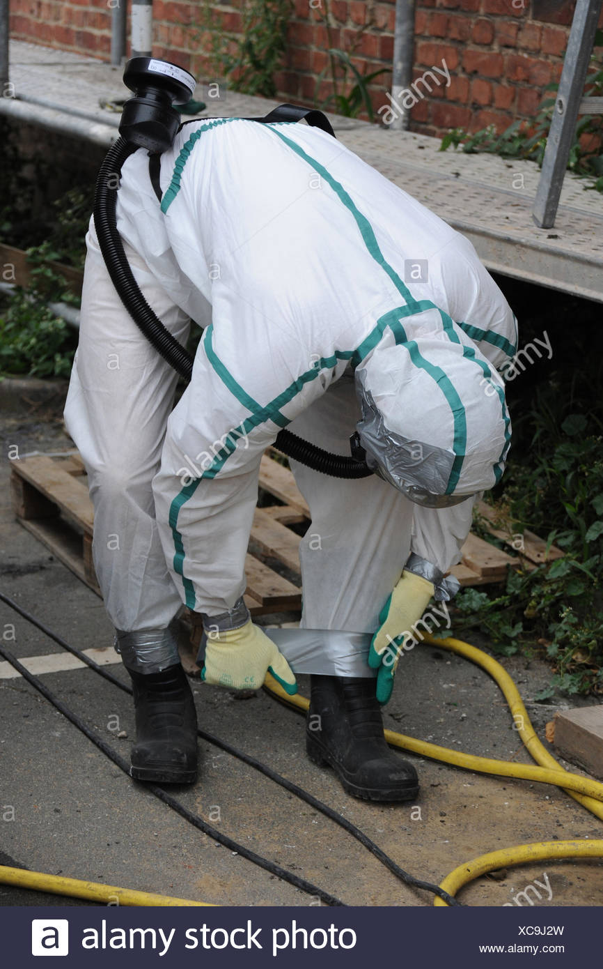 Asbestos Removal Protective Equipment Stock Photos & Asbestos Removal ...