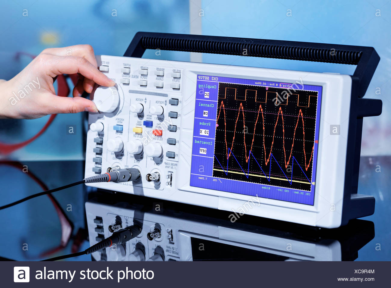 Oscilloscope Stock Photos & Oscilloscope Stock Images - Alamy