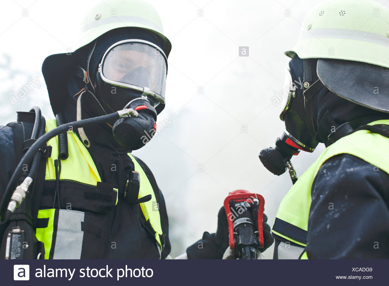 Oxygen Masks High Resolution Stock Photography and Images - Alamy