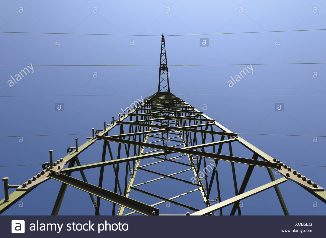 Truss Mast High Resolution Stock Photography and Images - Alamy