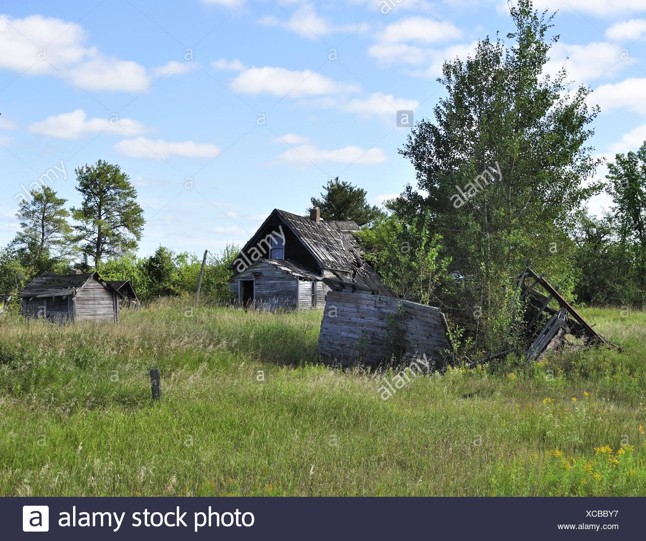Broken Shack High Resolution Stock Photography and Images - Alamy