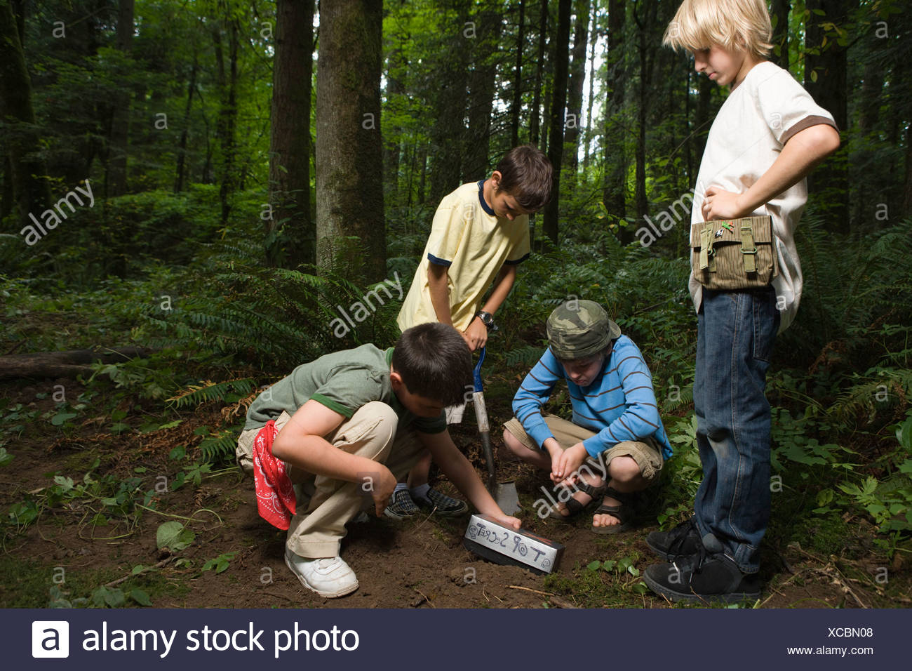 Boy Digging High Resolution Stock Photography and Images - Alamy