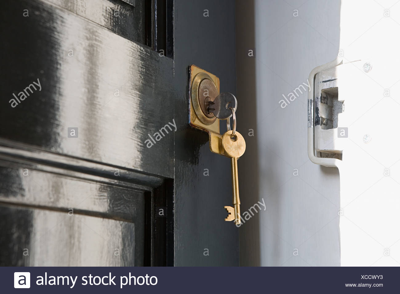 Open Door Home Exterior High Resolution Stock Photography and Images ...