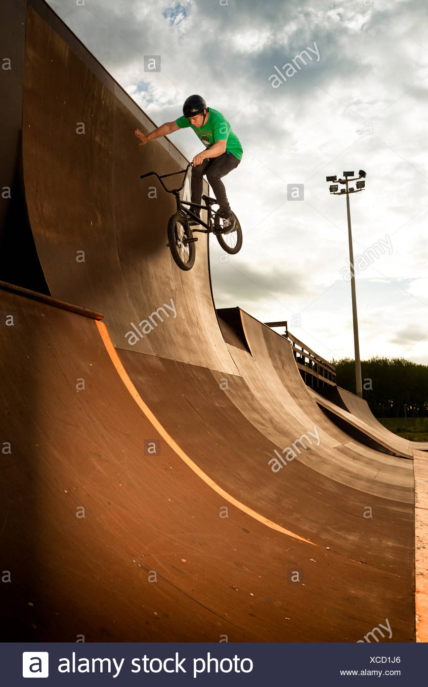 Sports Ramp Stock Photos & Sports Ramp Stock Images - Alamy