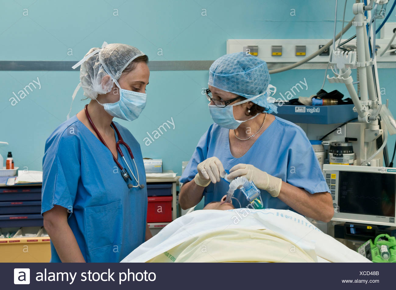 General Anaesthesia Stock Photos & General Anaesthesia Stock Images - Alamy