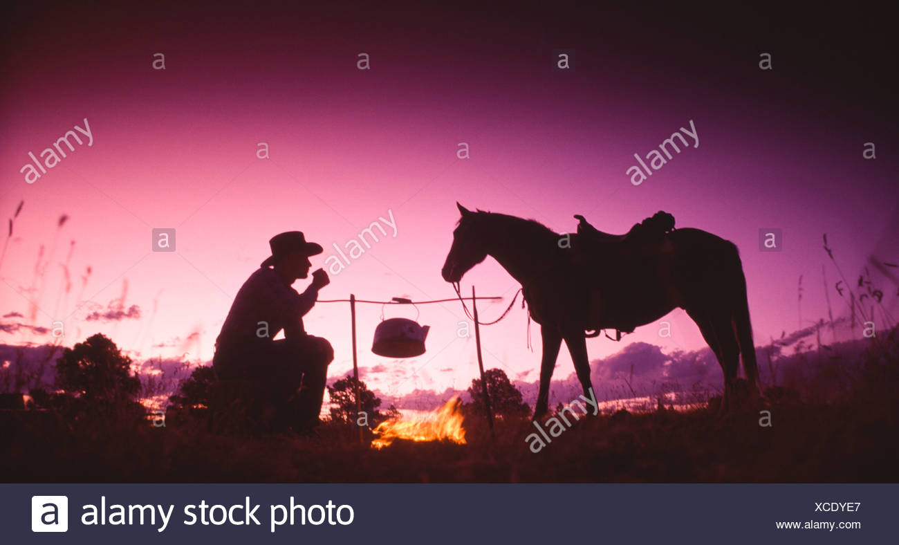 Cowboy Campfire Stock Photos & Cowboy Campfire Stock Images - Alamy