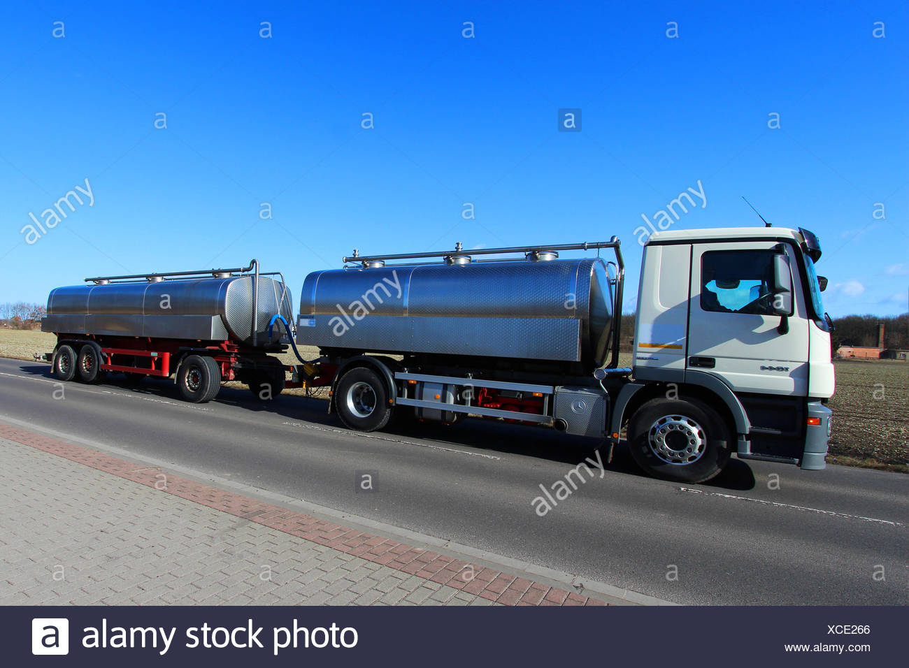 Milchauto High Resolution Stock Photography and Images - Alamy