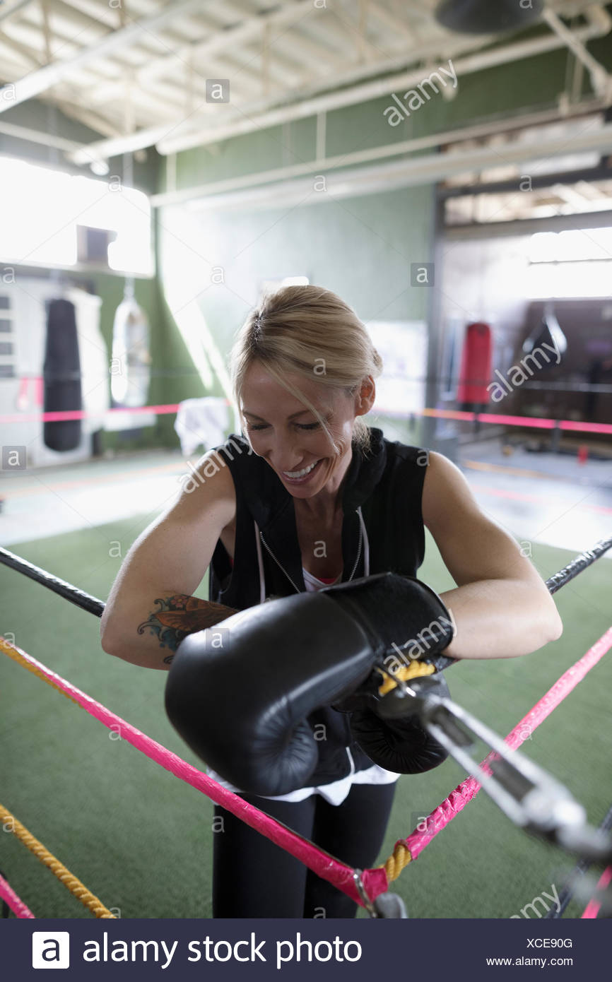 Woman Boxer Corner Ring Stock Photos & Woman Boxer Corner Ring Stock ...