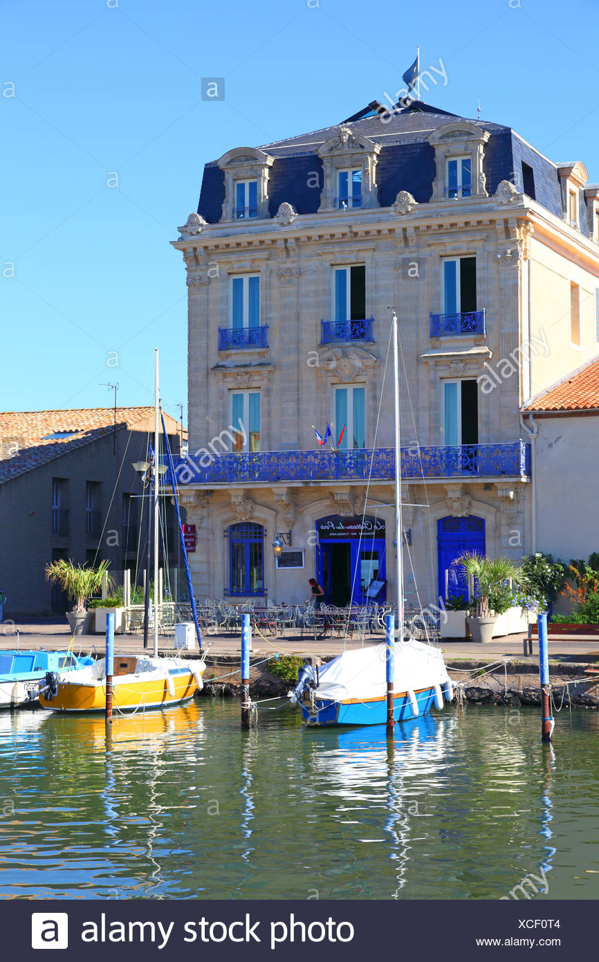 Marseillan France High Resolution Stock Photography and Images - Alamy