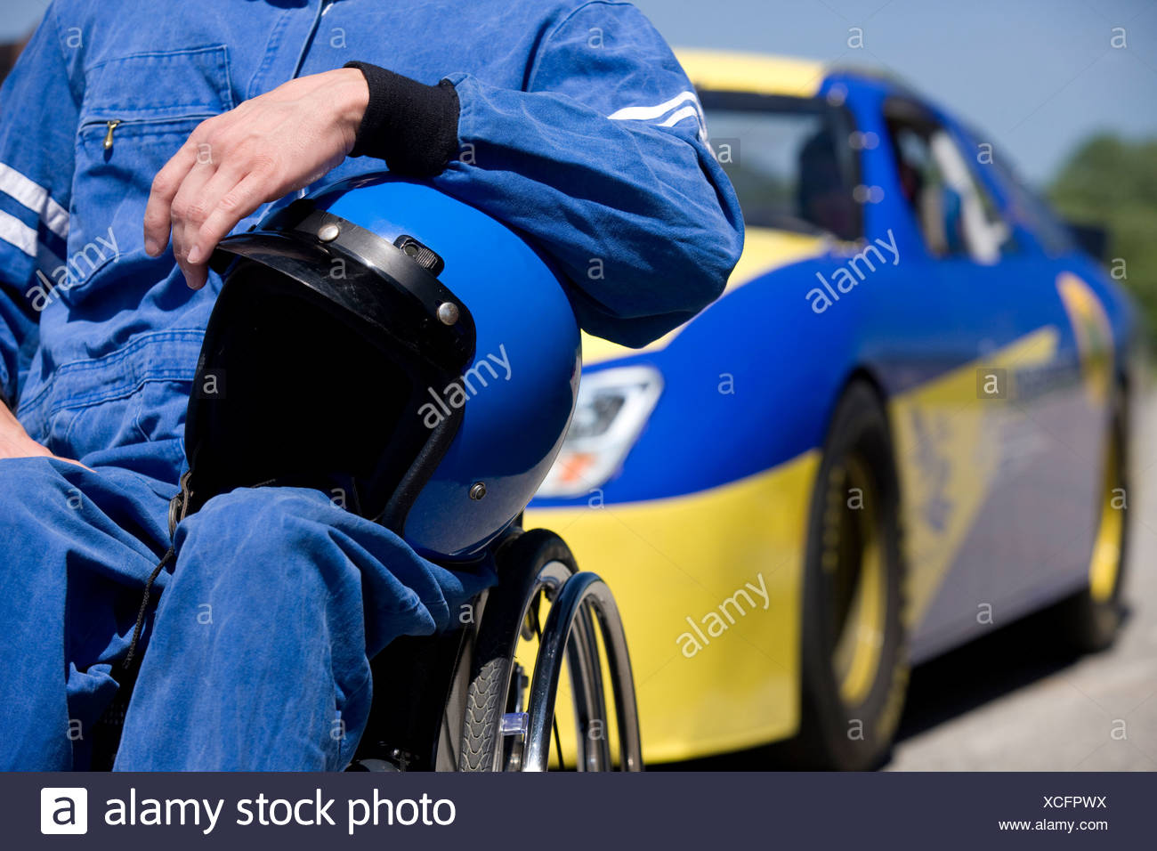 Disabled Car Stock Photos & Disabled Car Stock Images - Alamy