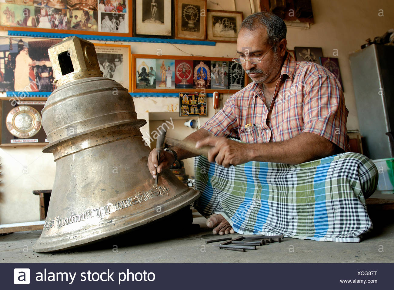 Bell Hammer Stock Photos & Bell Hammer Stock Images - Alamy