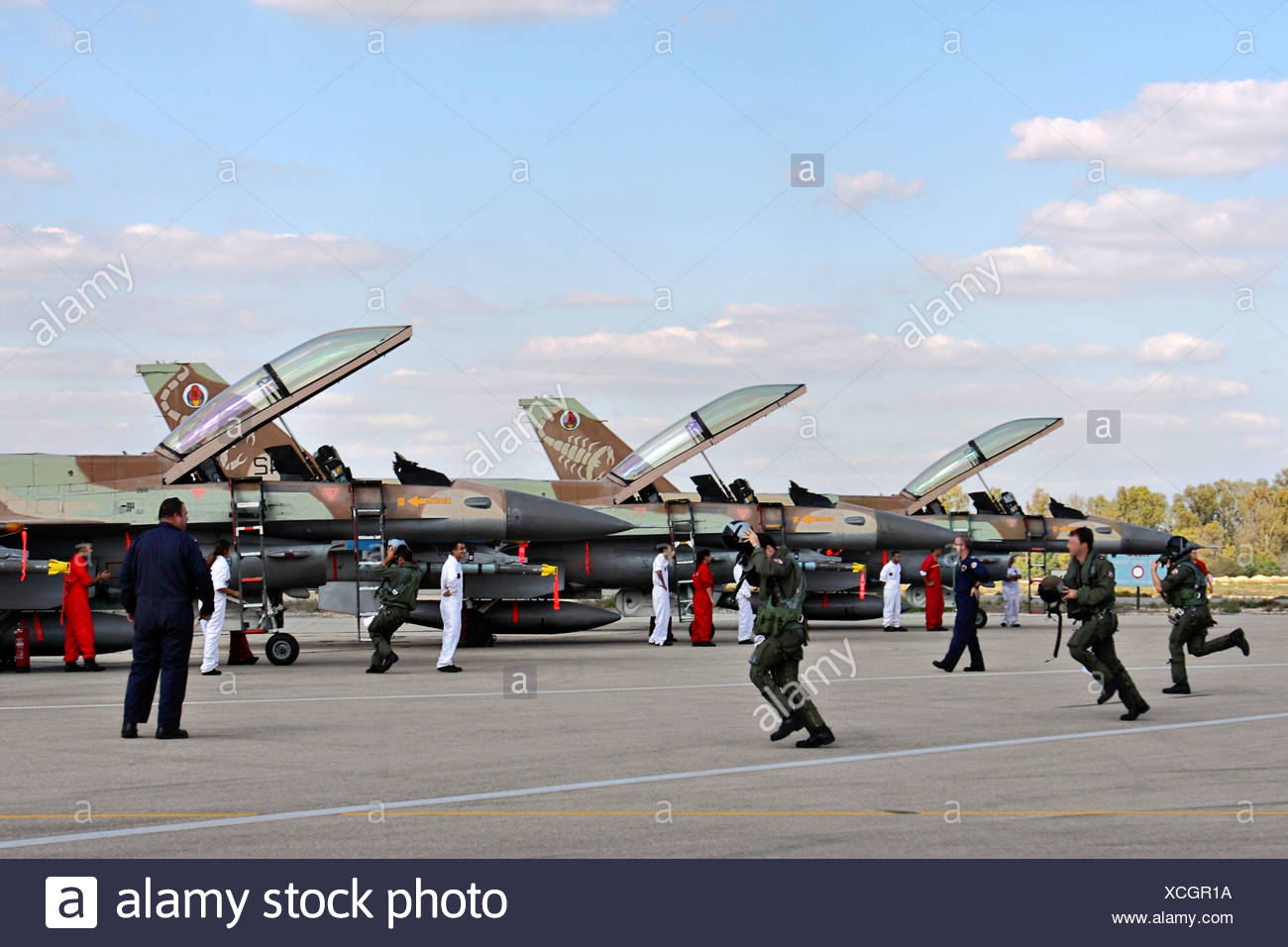 F 16 Jets High Resolution Stock Photography and Images - Alamy
