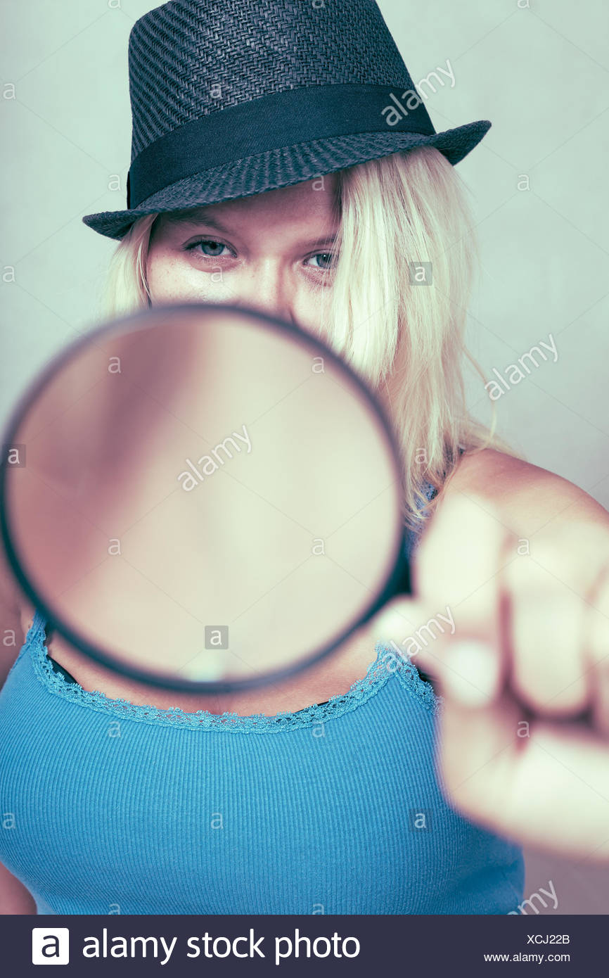 Female Spy High Resolution Stock Photography and Images - Alamy