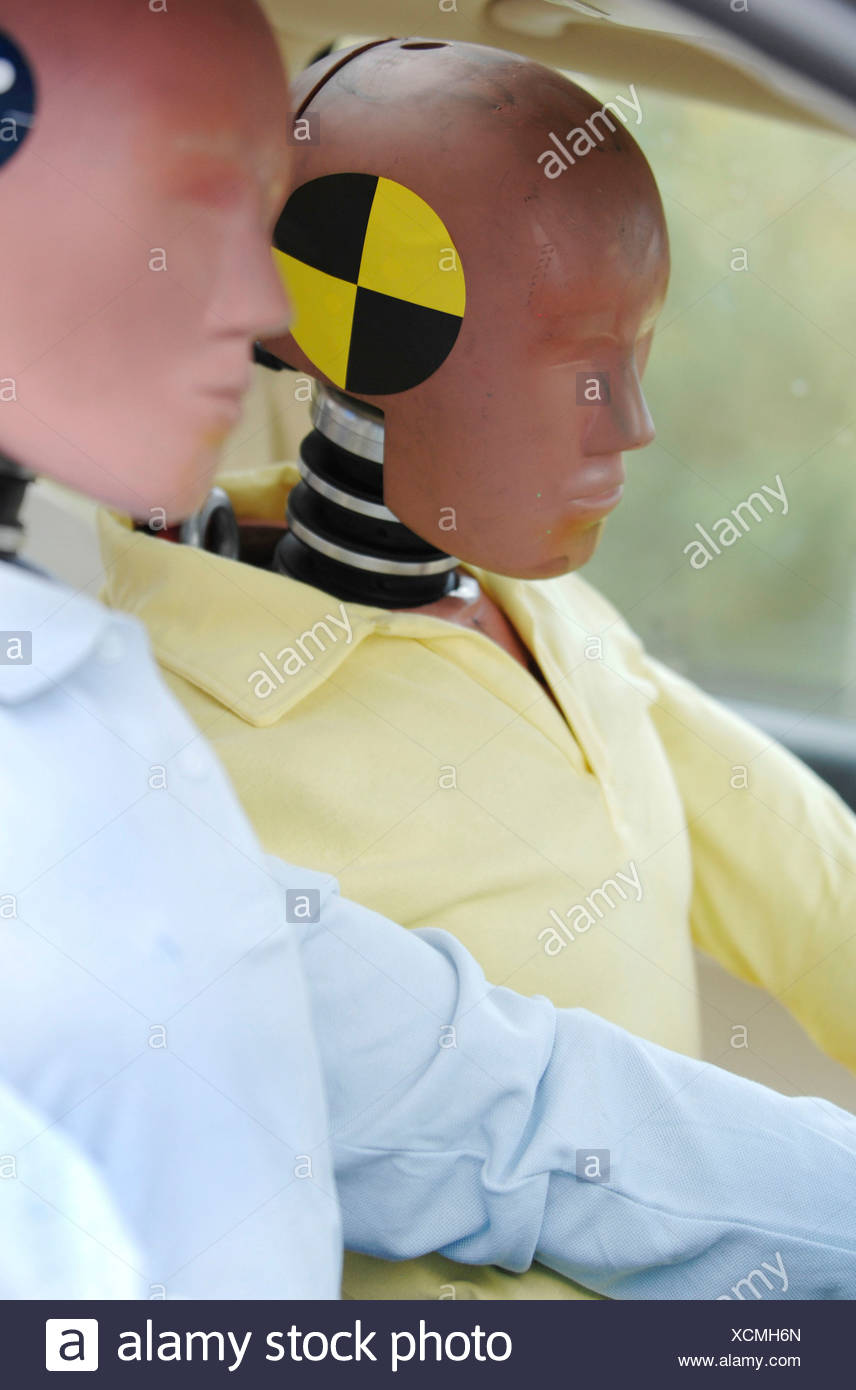 Car Crash Simulation High Resolution Stock Photography and Images - Alamy