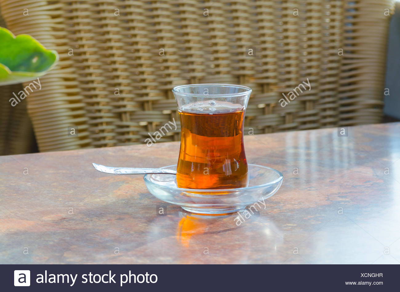 Schwarzer Tee High Resolution Stock Photography and Images - Alamy