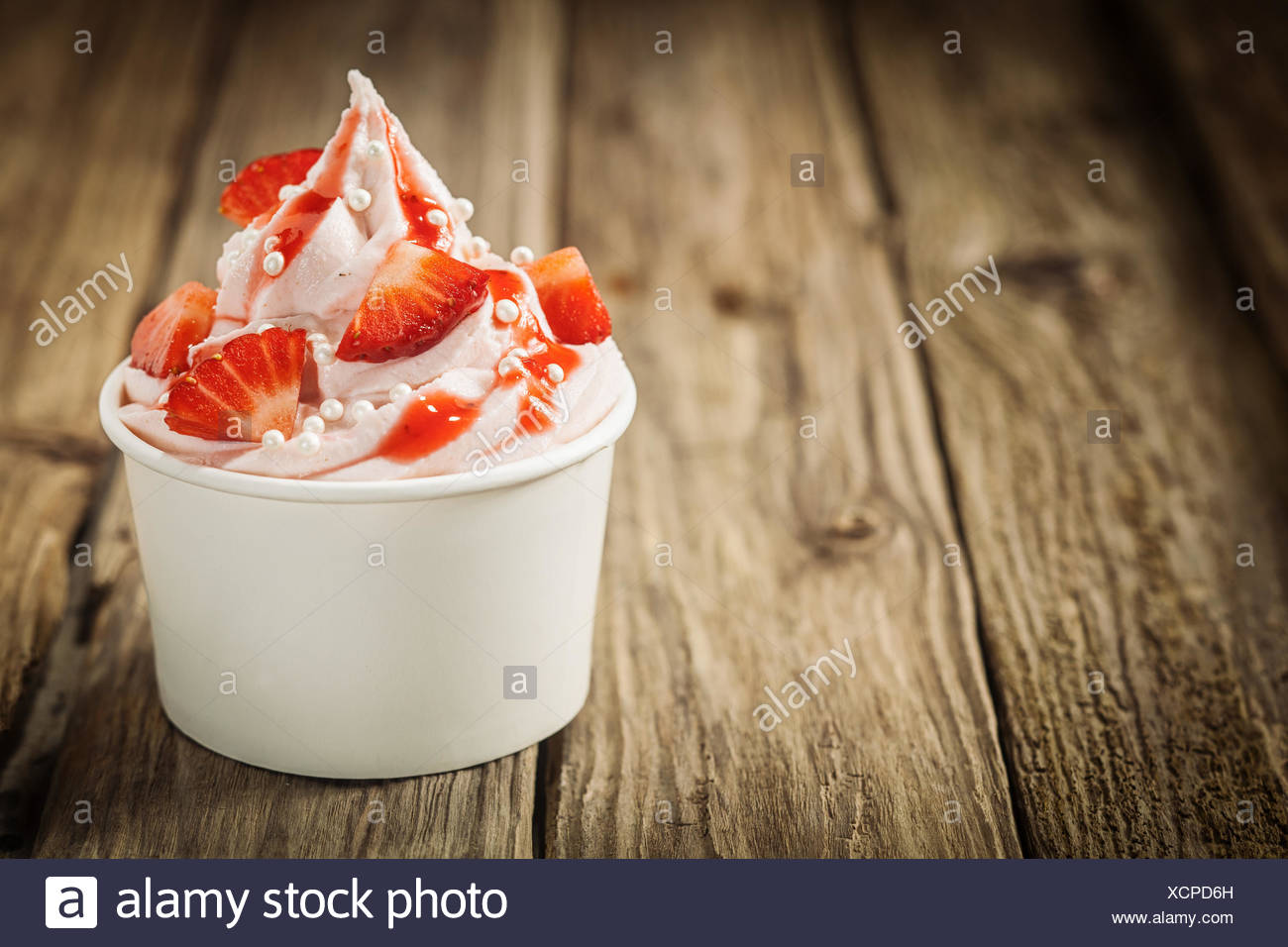 Eating Ice Cream Tub High Resolution Stock Photography and Images - Alamy