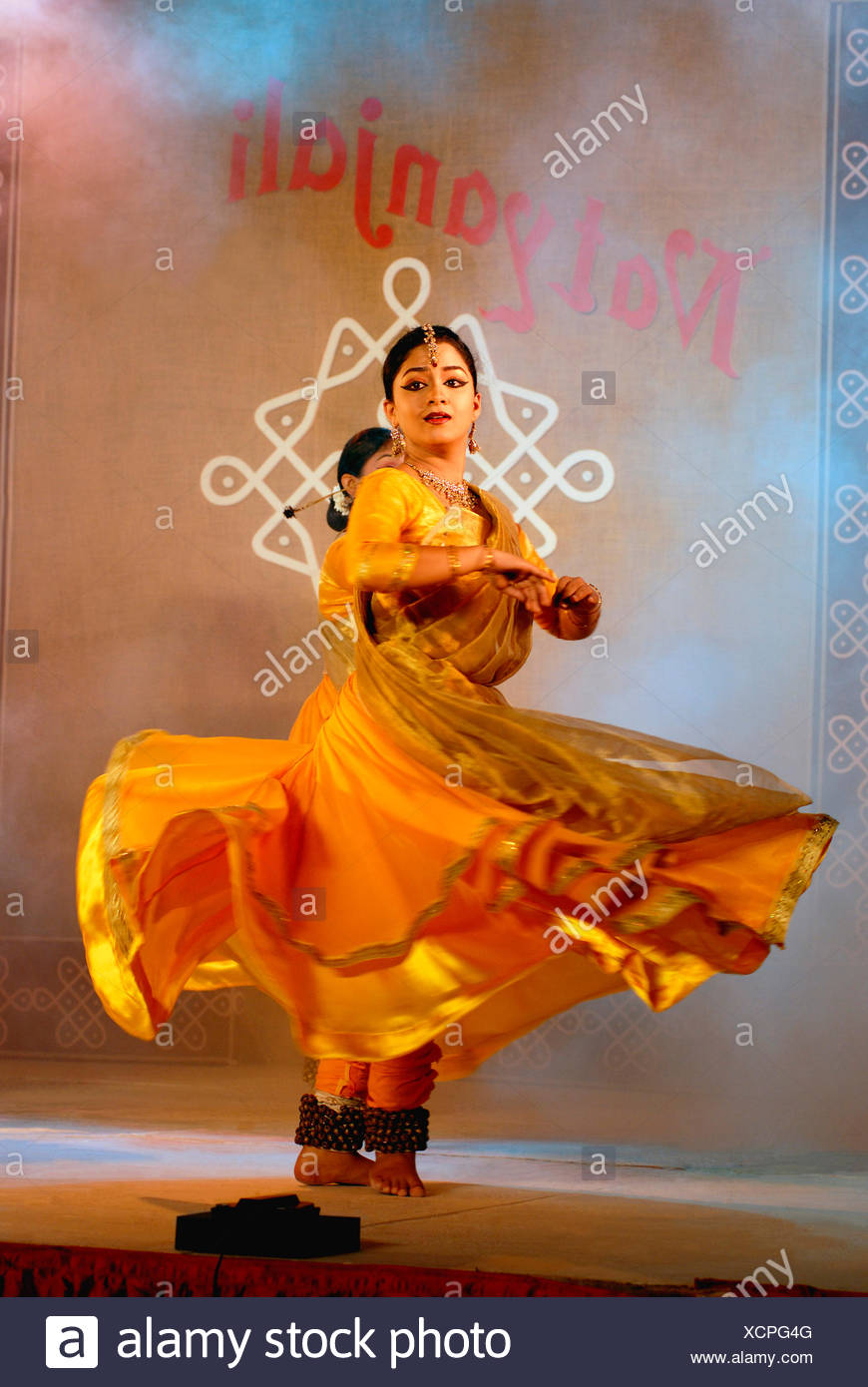 Indian Kathak Classical Dancer High Resolution Stock Photography and ...
