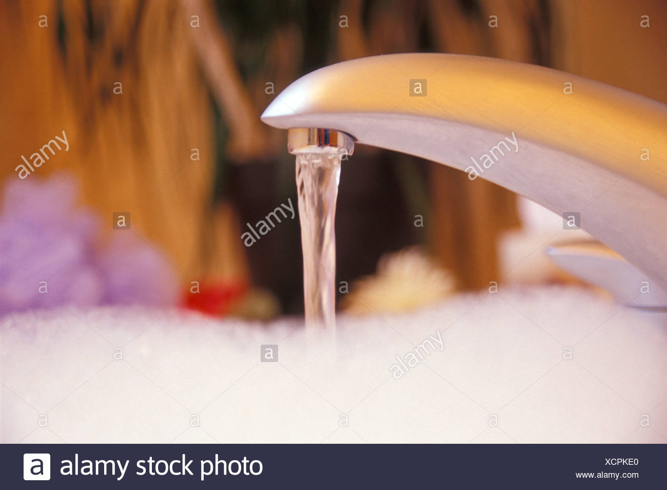 Running A Bubble Bath High Resolution Stock Photography and Images - Alamy