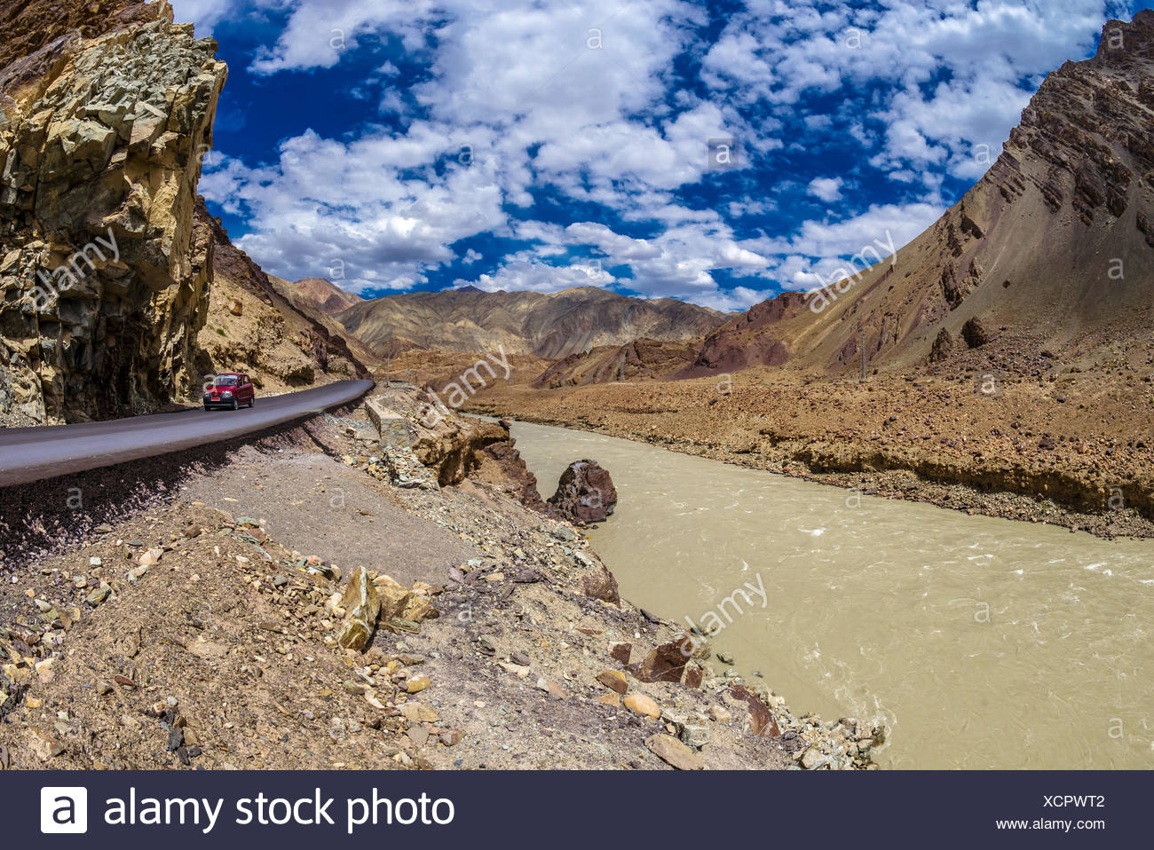 National Highway 1 India High Resolution Stock Photography and Images ...