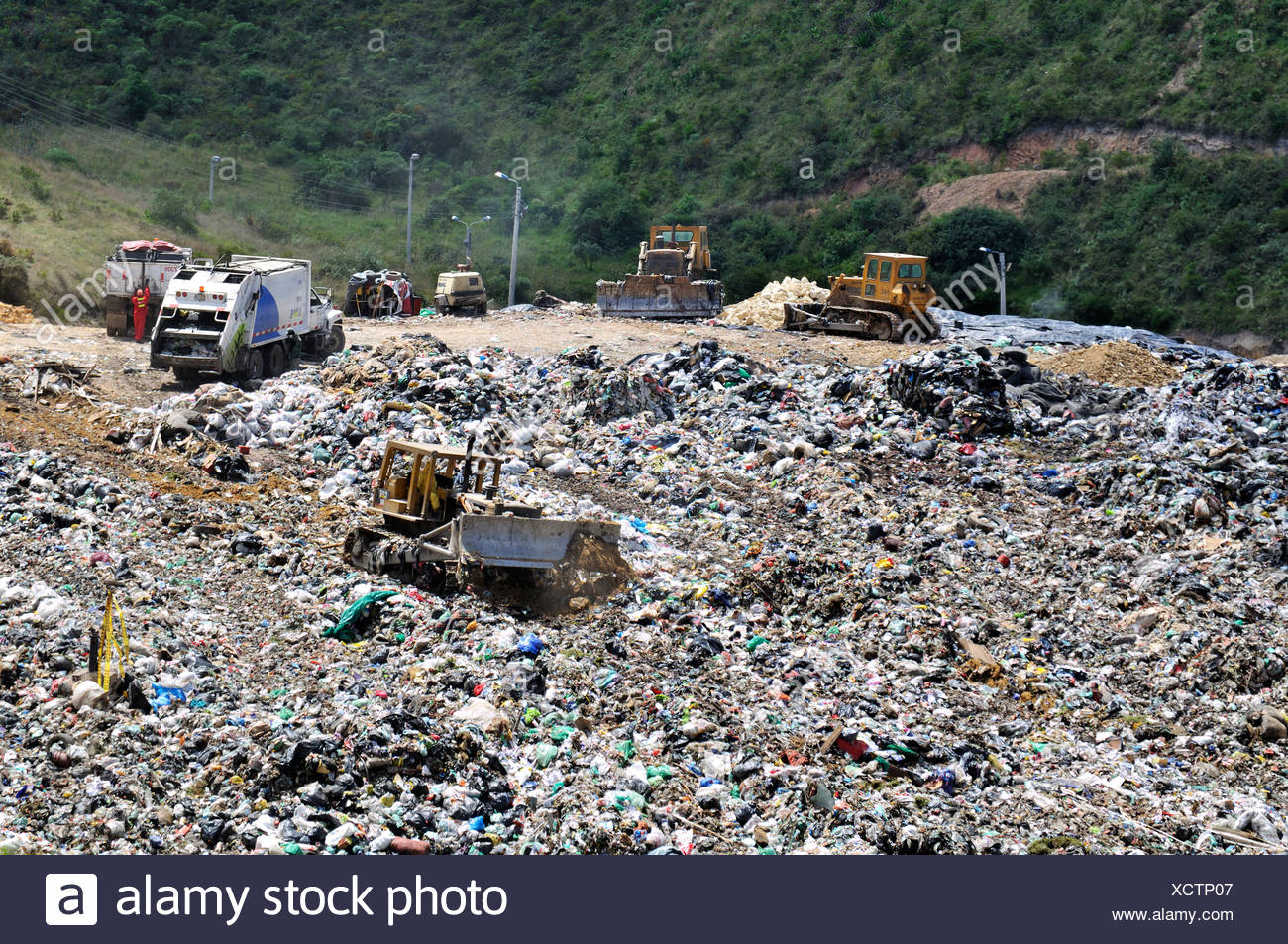 Garbage Vehicles High Resolution Stock Photography and Images - Alamy