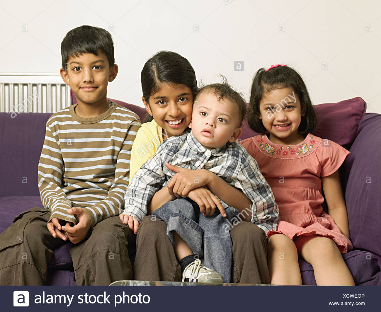 Group Of Indian Children High Resolution Stock Photography and Images ...