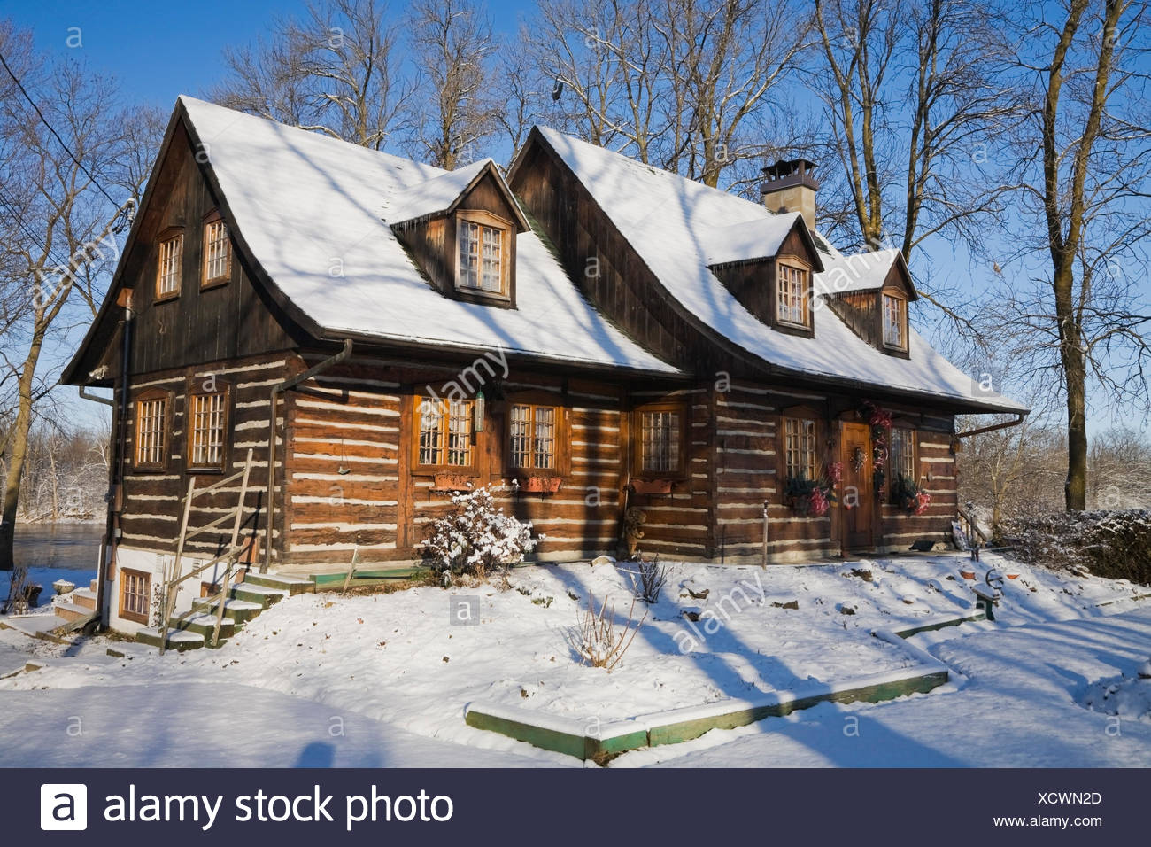 1800s Canadiana Cottage Style Residential Log Home