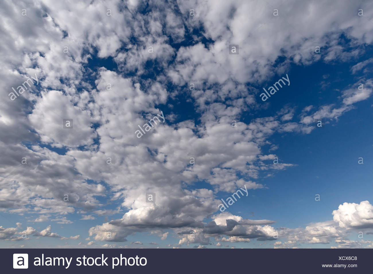 Stratocumulus Cloud Stock Photos & Stratocumulus Cloud Stock Images - Alamy