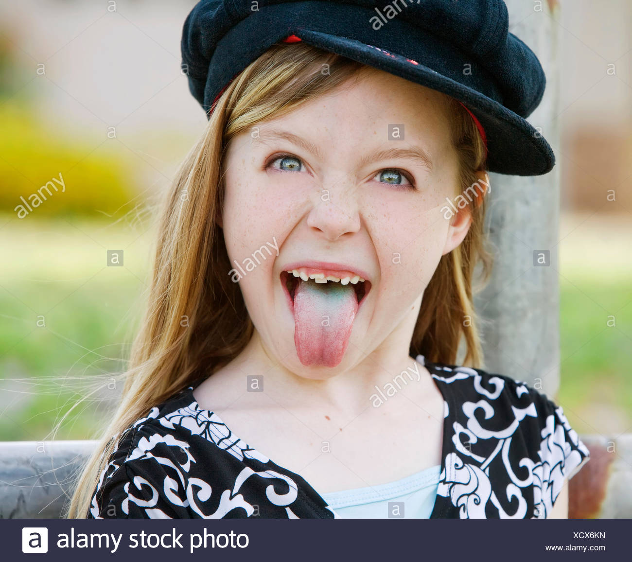 Curved Teeth High Resolution Stock Photography and Images - Alamy