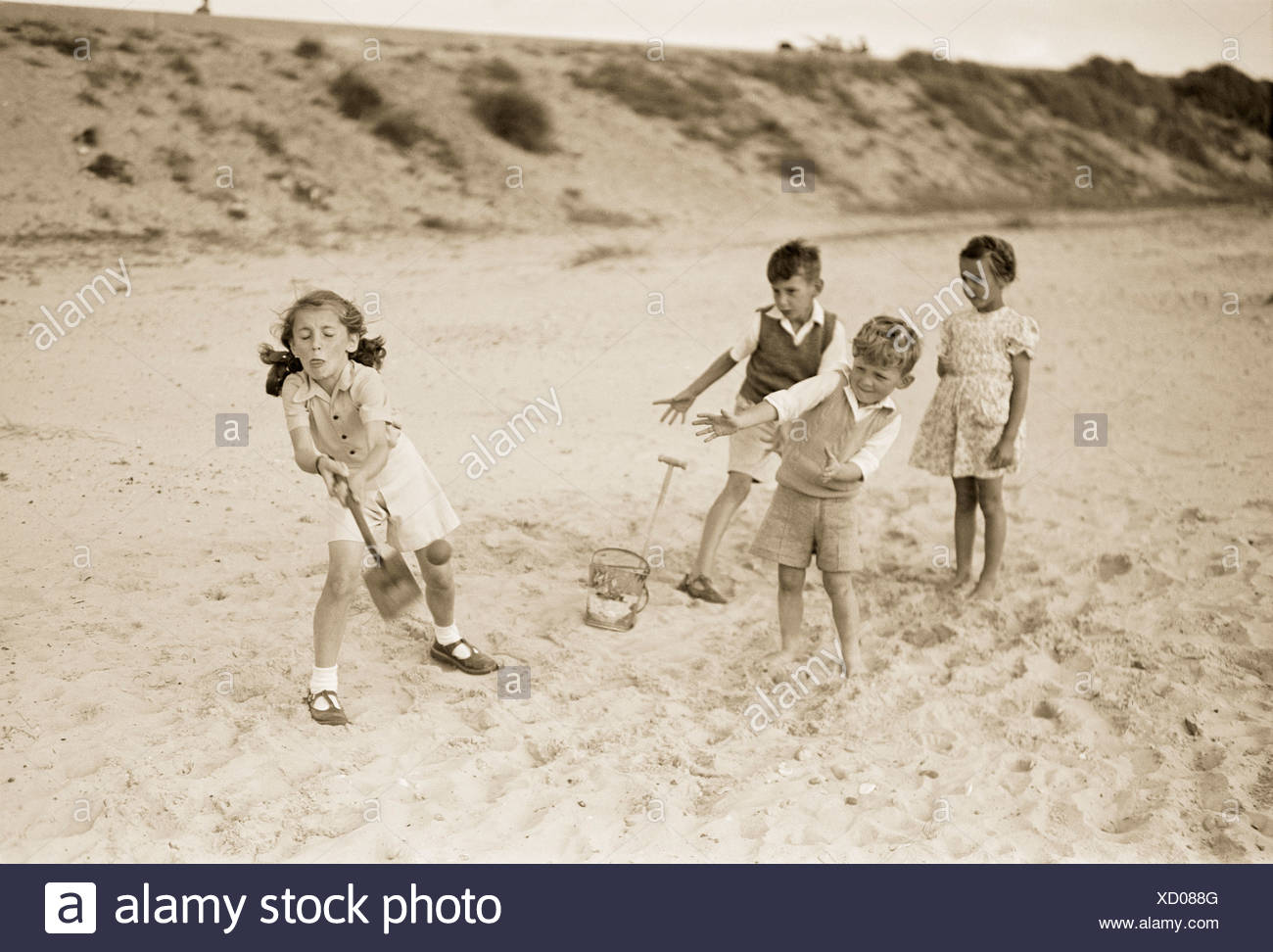 1950s Children Playing Stock Photos & 1950s Children Playing Stock ...