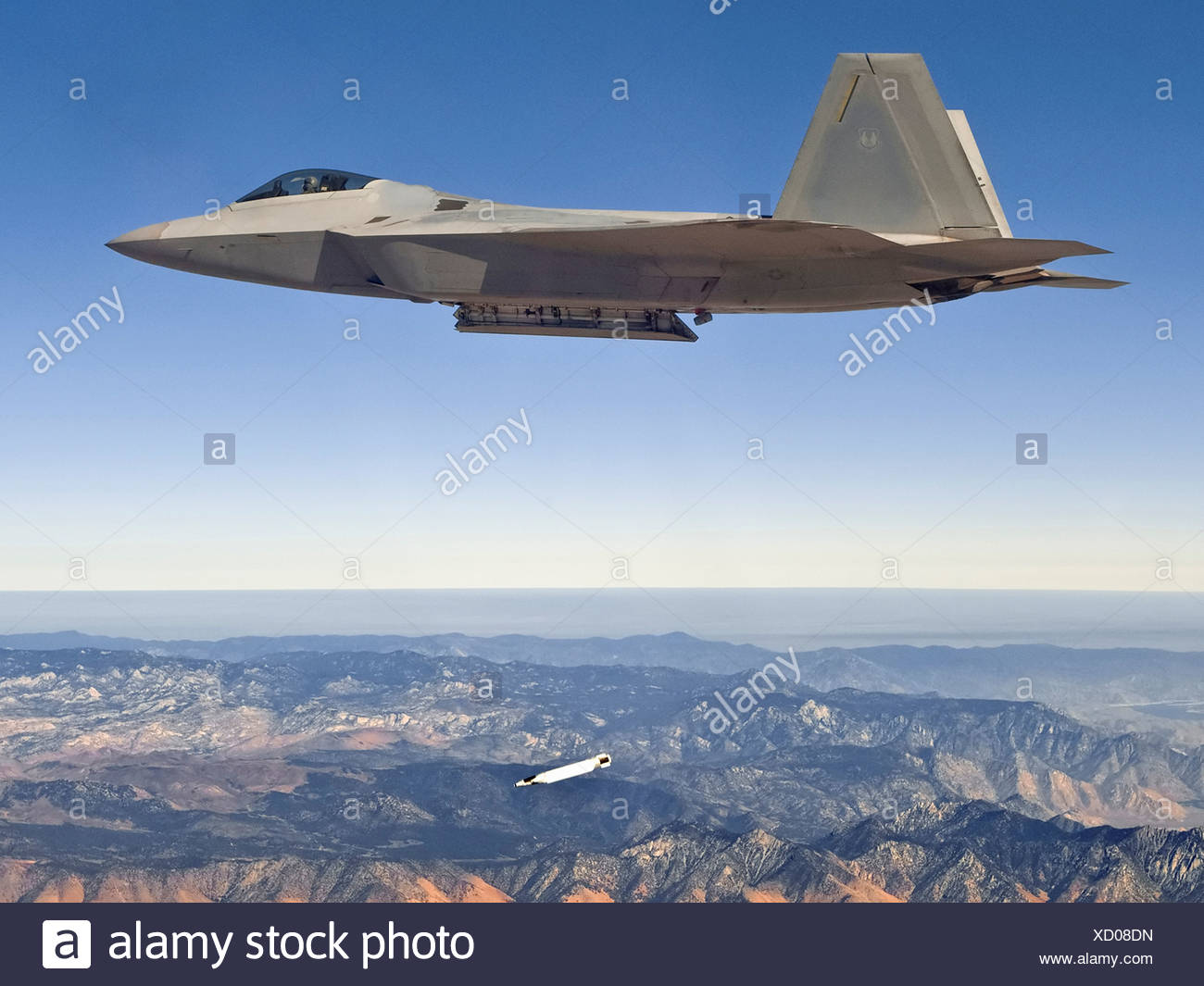 F 22 Raptor Bomb High Resolution Stock Photography and Images - Alamy